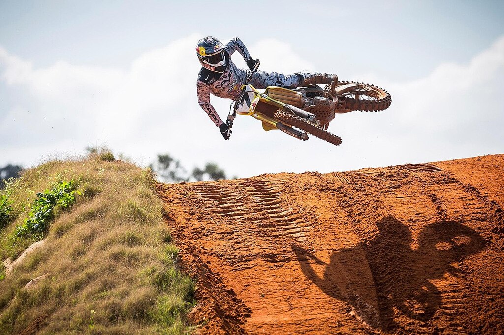 Unscramble Letters: Extreme Sports (language)