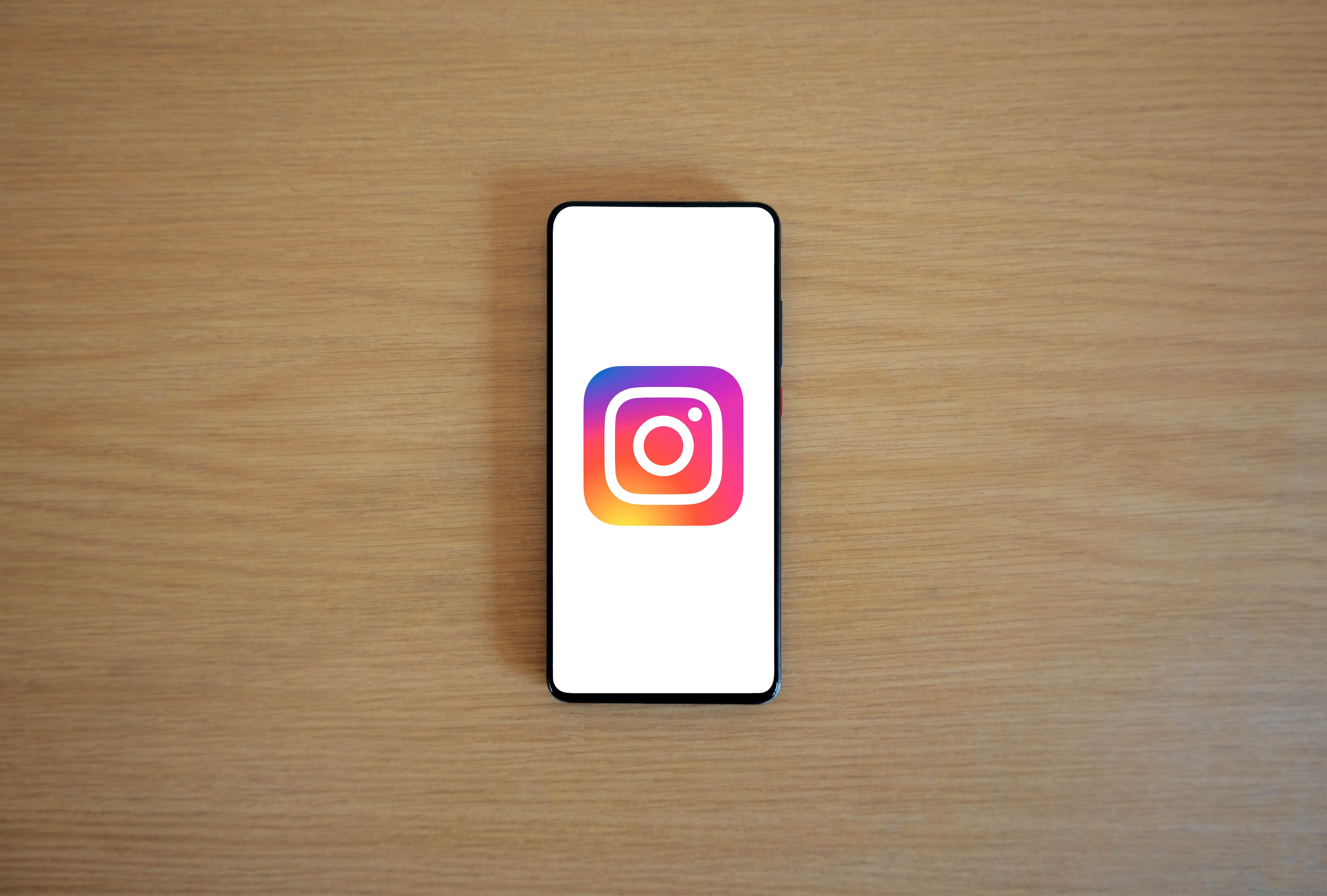 Riddle: SOCMED APPS 1