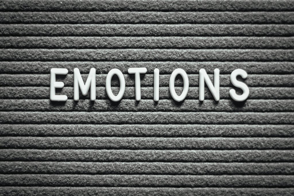 Froggy Jumps: Emociones: Clasificación y ejemplos